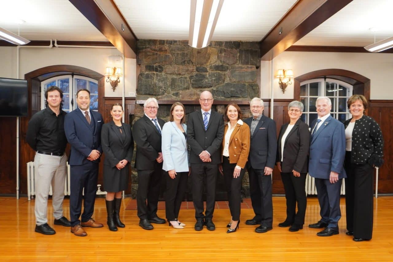 Assermentation du nouveau conseil municipal - Ville de Shawinigan